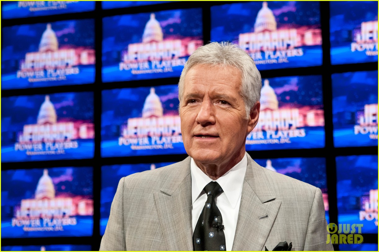 Alex Trebek Dead - Beloved 'Jeopardy' Host Dies at 80: Photo 4498723 | RIP Photos | Just Jared ...