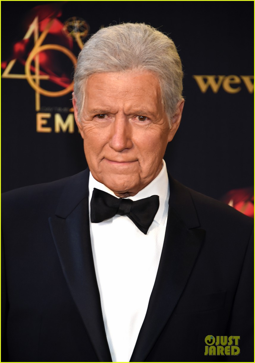 Alex Trebek Dead - Beloved 'Jeopardy' Host Dies at 80: Photo 4498738 | RIP Photos | Just Jared ...