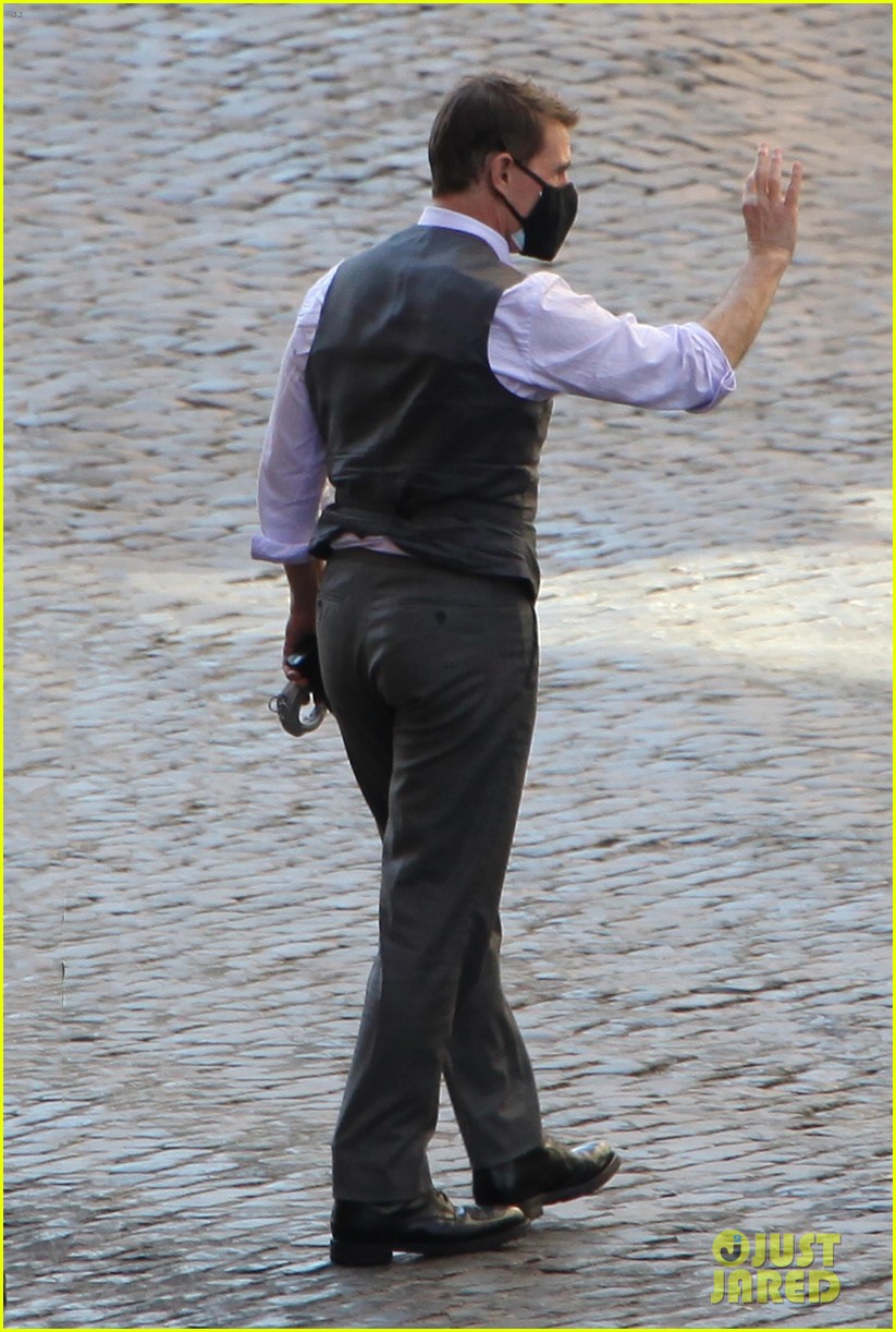 Tom Cruise Has Cameras All Over His Car for Thanksgiving Day Shoot on ...