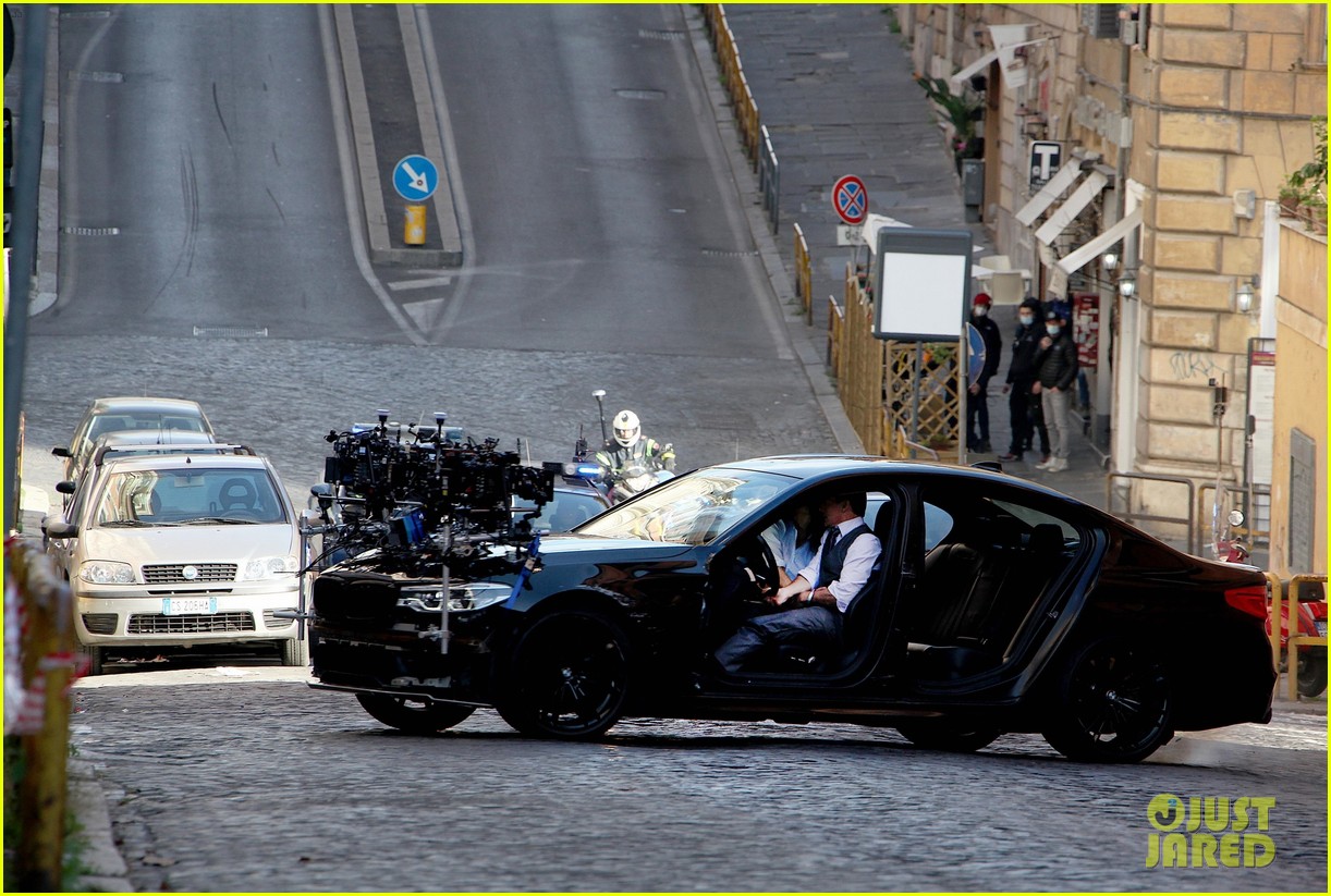 Tom Cruise Has Cameras All Over His Car for Thanksgiving Day Shoot on ...
