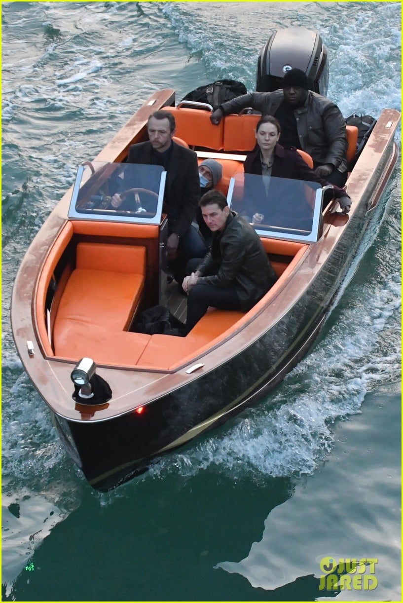 Photo: tom cruise mission impossible final scenes boat 02 | Photo ...