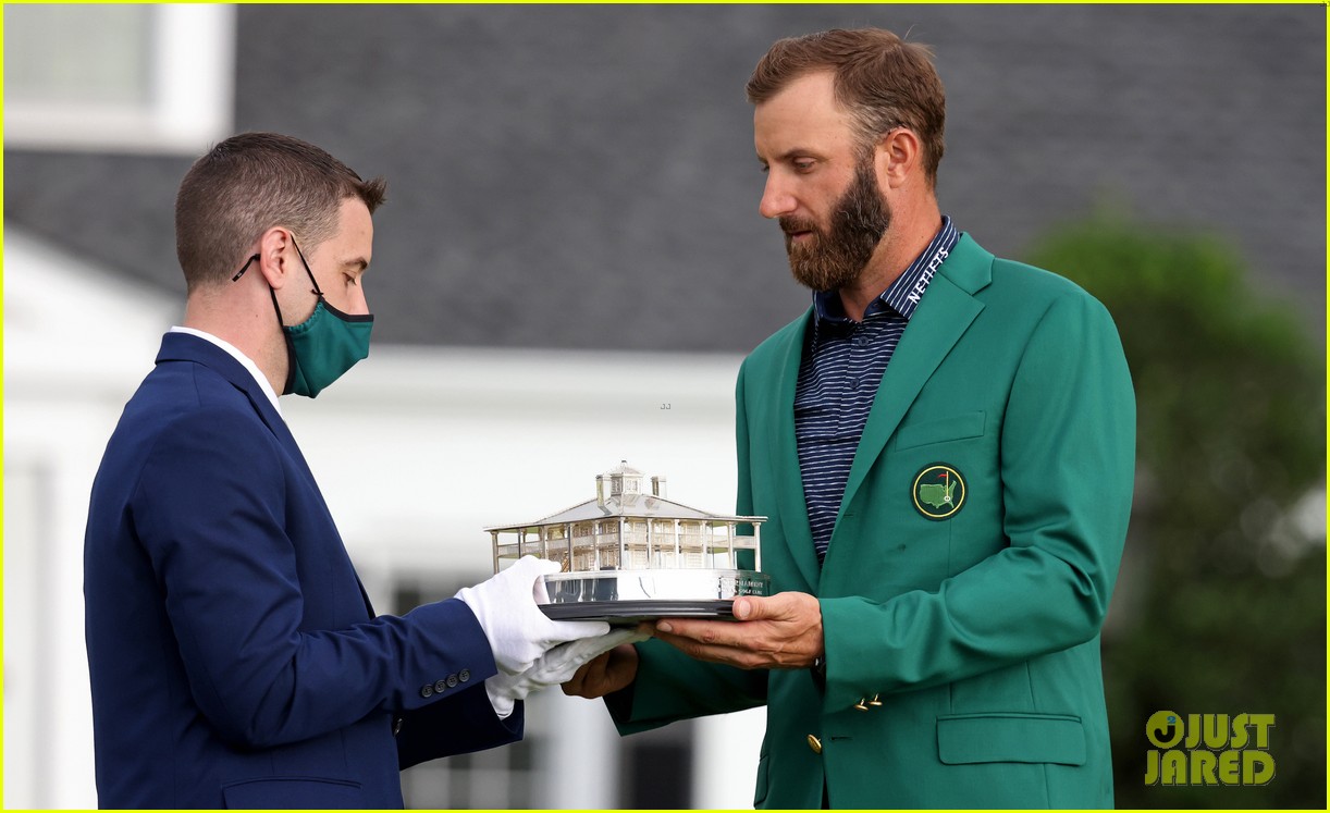 Dustin Johnson Celebrates Masters 2020 Win With Fiancee Paulina Gretzky ...