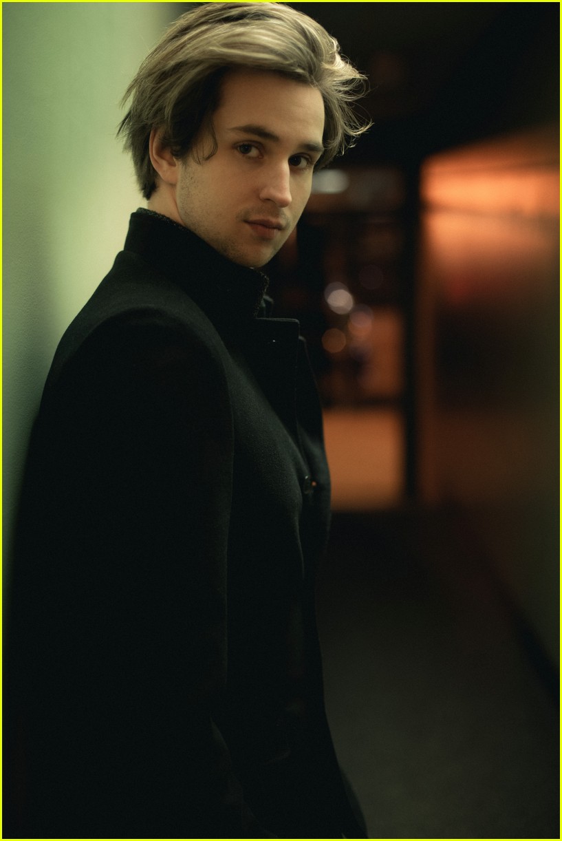 Get to Know 'Virgin River' Actor Grayson Gurnsey with These 10 Fun ...