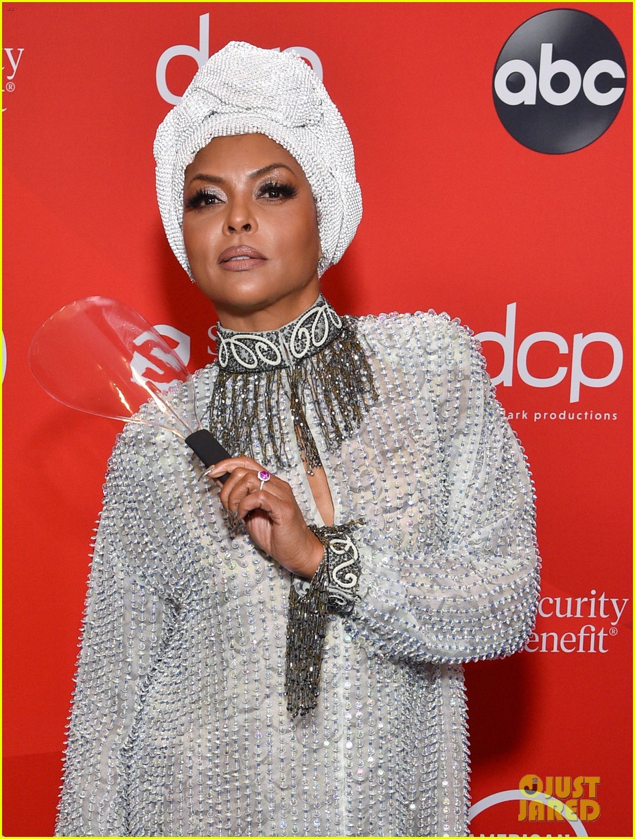 Taraji P. Henson Carries Face Shield Arriving for Hosting Duties at ...