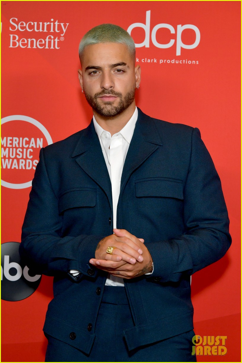 Maluma Hits Red Carpet in Sharp Suit Ahead of AMAs 2020 Performance ...