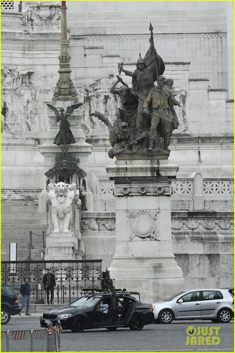 Tom Cruise Continues Filming 'Mission: Impossible 7' in Rome: Photo ...
