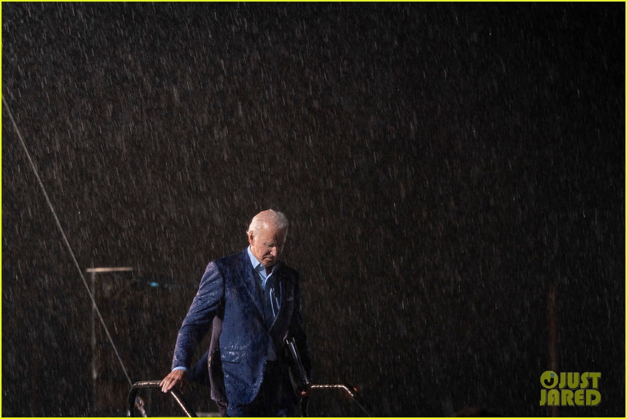 Donald Trump Complains About Cold Weather After Joe Biden Spoke in the ...