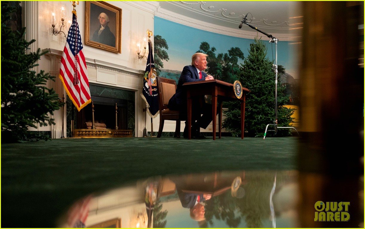 #TinyDesk and #DiaperDon Are Trending After Trump's Thanksgiving Press ...