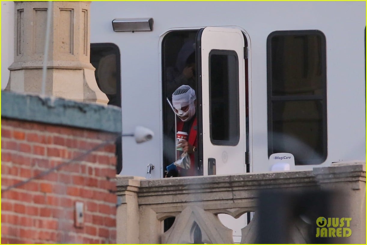 The Weeknd's Head is Covered with Bandages While Filming New Music ...