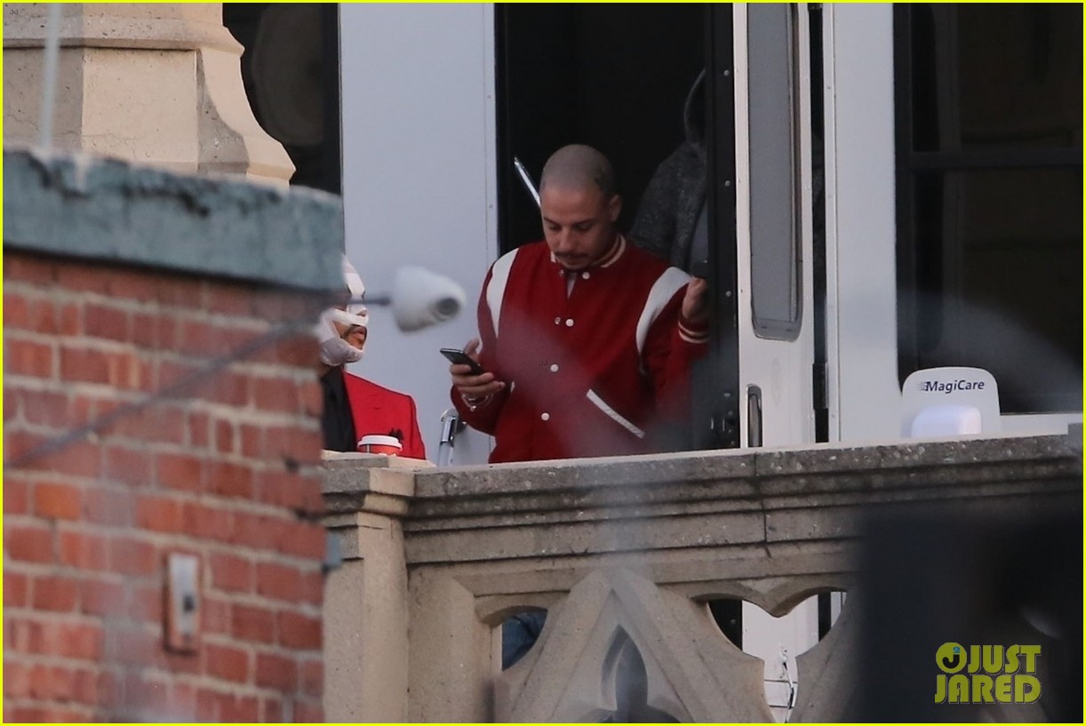 The Weeknd's Head is Covered with Bandages While Filming New Music ...