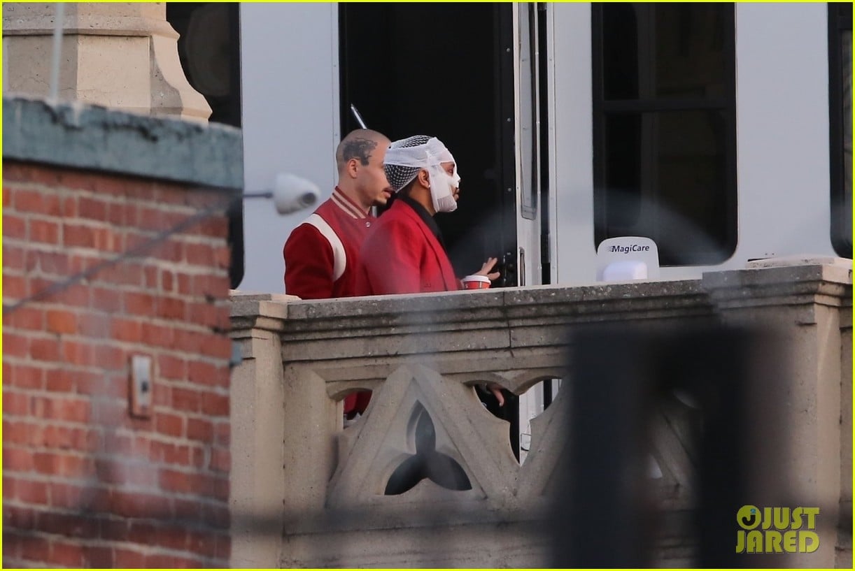 The Weeknd's Head is Covered with Bandages While Filming New Music ...