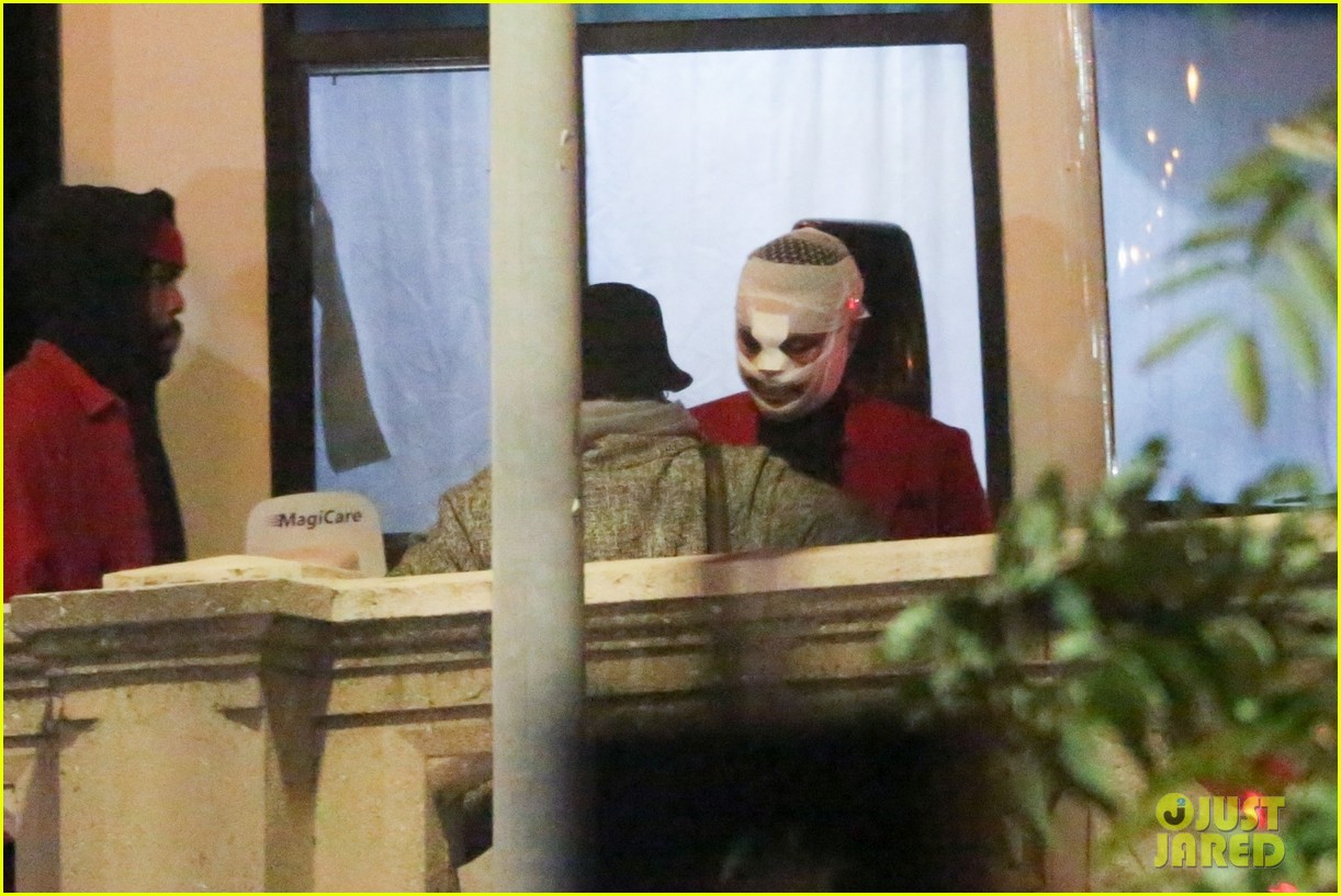 The Weeknd's Head is Covered with Bandages While Filming New Music ...