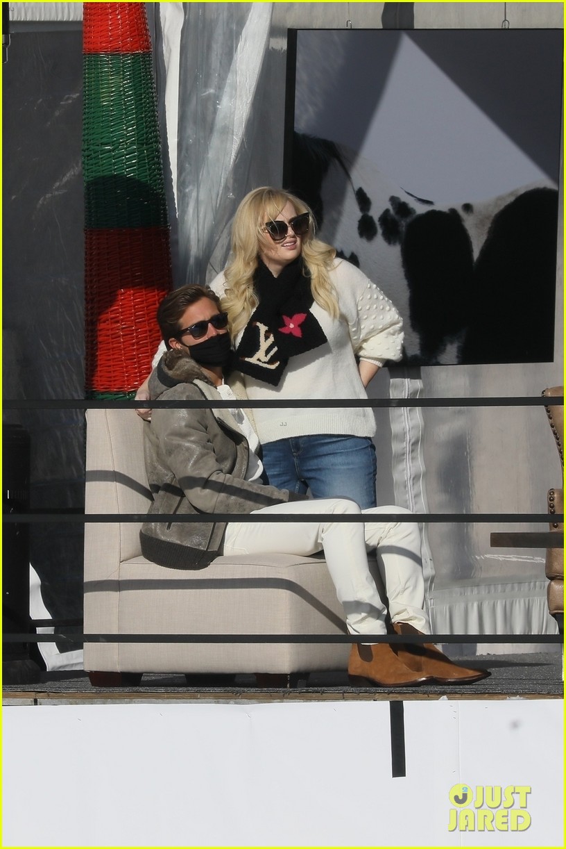 Rebel Wilson & Boyfriend Jacob Busch Keep Cozy While on Vacation in ...