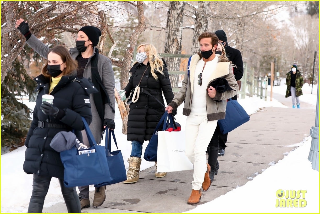 Rebel Wilson & Boyfriend Jacob Busch Keep Cozy While on Vacation in ...