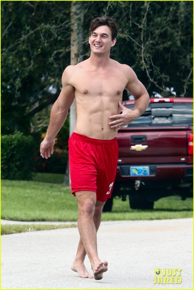 The Bachelorette's Tyler Cameron Looks Ripped While Stepping Out ...