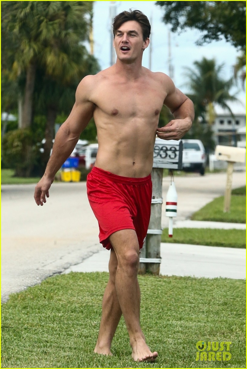 The Bachelorette's Tyler Cameron Looks Ripped While Stepping Out ...