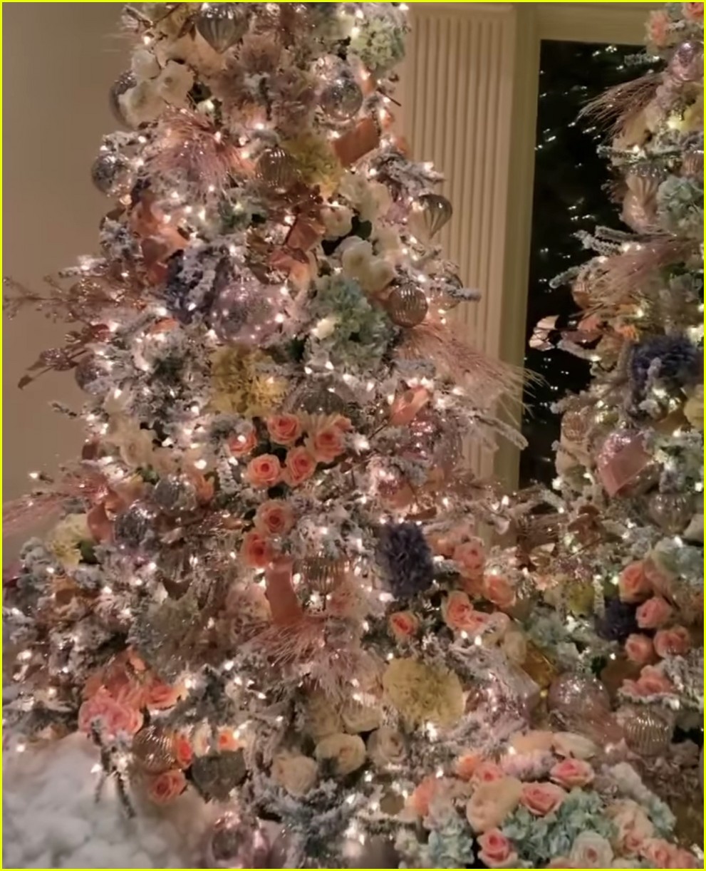 Cardi B Gets Emotional While Showing Off Her Incredible Christmas ...