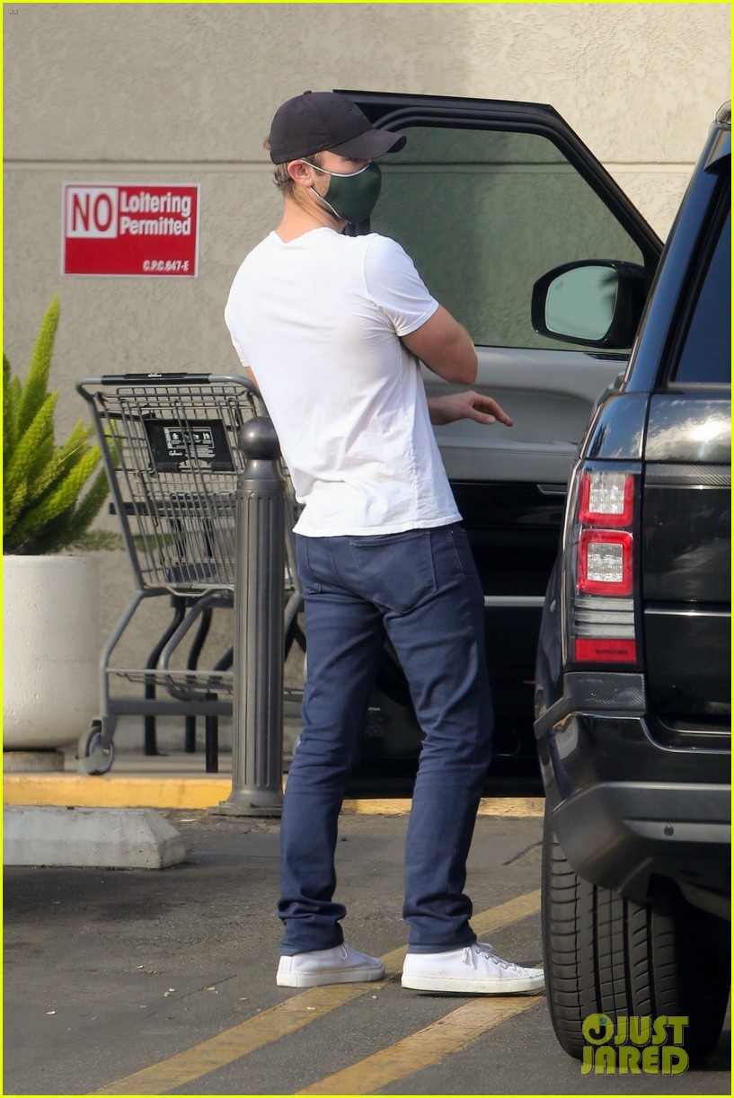 Chace Crawford Looks So Buff in His Tight White Tee While Grocery ...