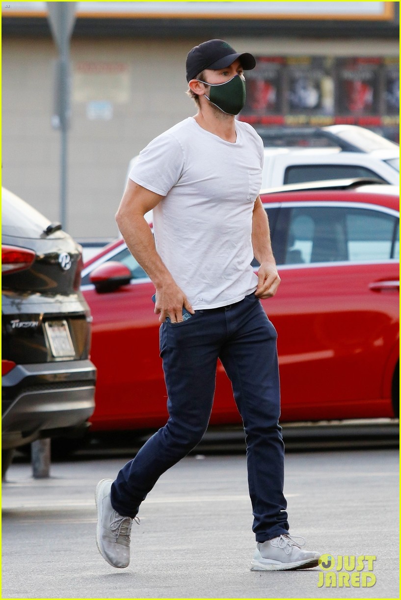 Chace Crawford Looks So Buff in His Tight White Tee While Grocery ...