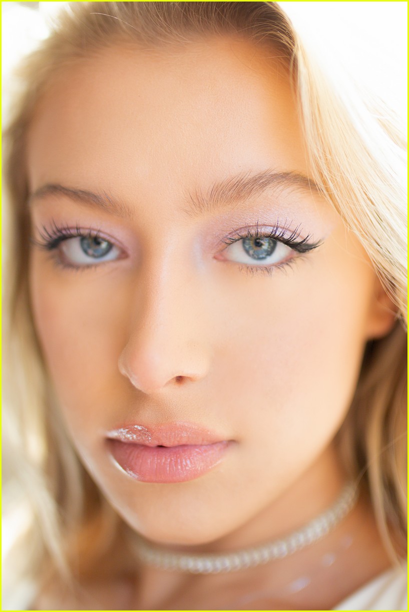 Meet 'The Prom' Actress Logan Riley with These 10 Fun Facts (Exclusive ...