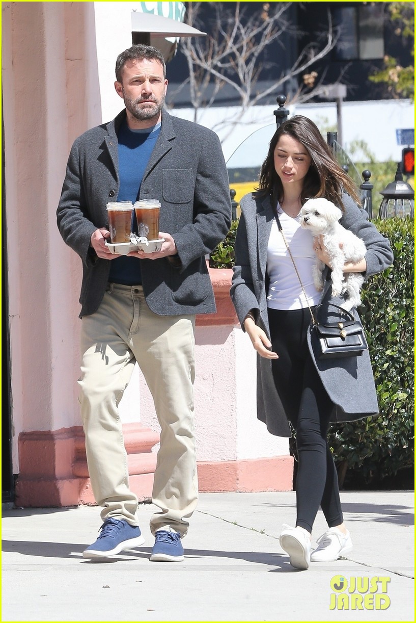 Ben Affleck & Ana de Armas Split, Source Reveals the Reason Why: Photo ...