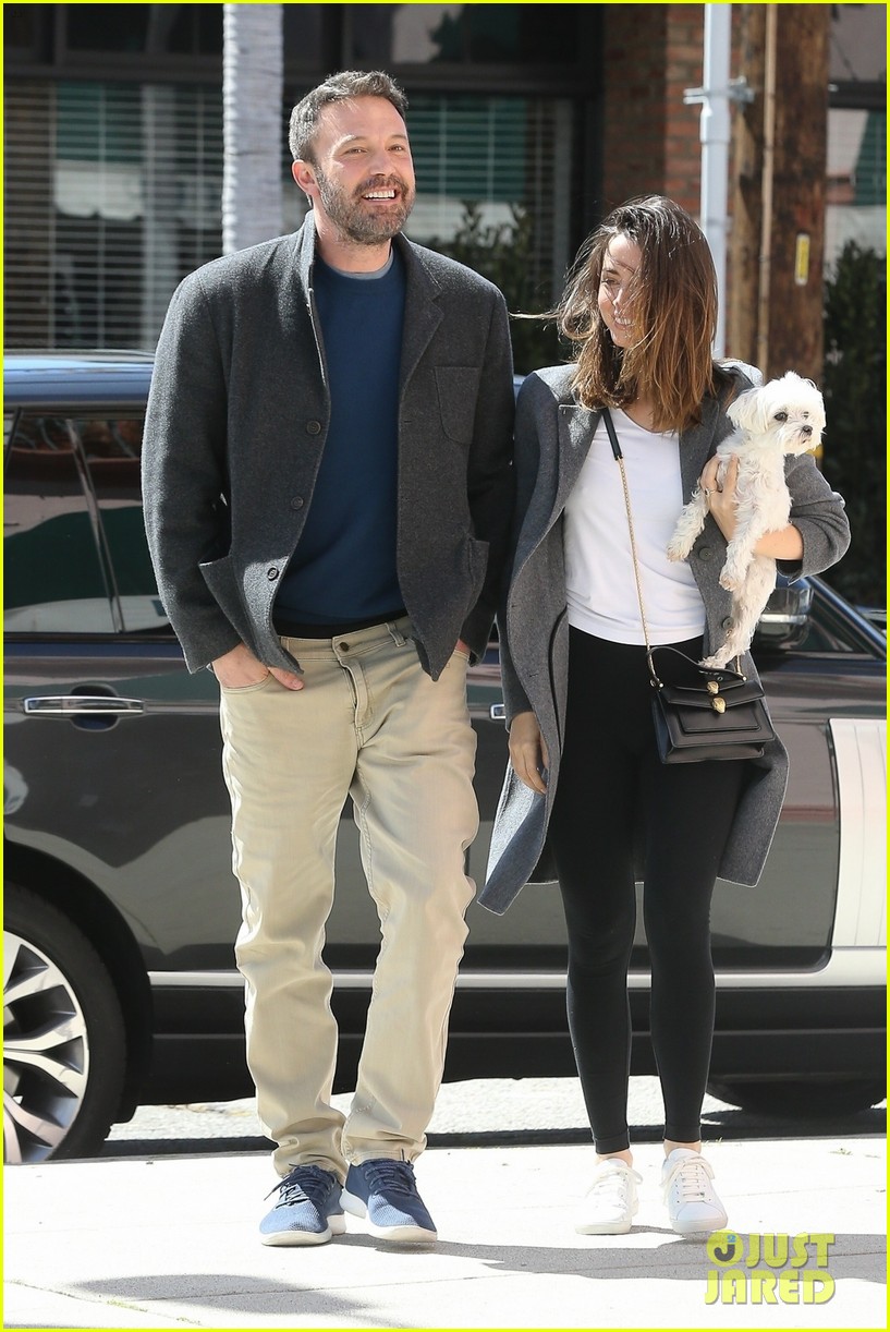 Ben Affleck & Ana de Armas Split, Source Reveals the Reason Why: Photo ...