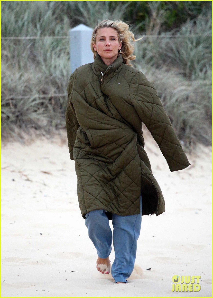 Elsa Pataky & Paul Mescal Film Scenes On The Beach For 'Carmen': Photo ...