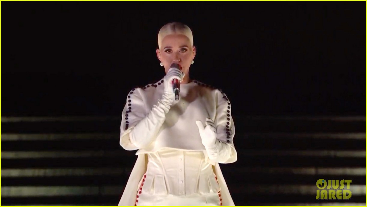 Katy Perry Trends After Performing 'Firework' At Celebrating America ...