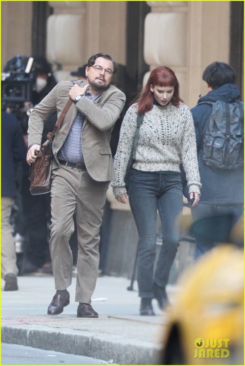 Photo Jennifer Lawrence Leonardo Dicaprio Laugh On Set 17 Photo