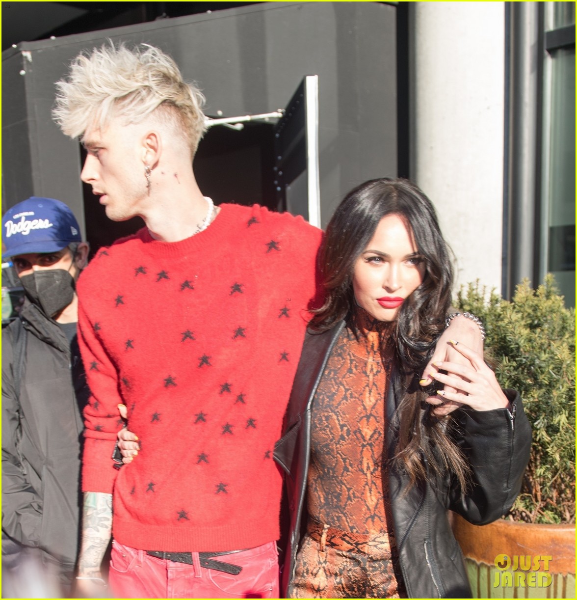 Megan Fox & Machine Gun Kelly Step Out in NYC After Shooting Down ...