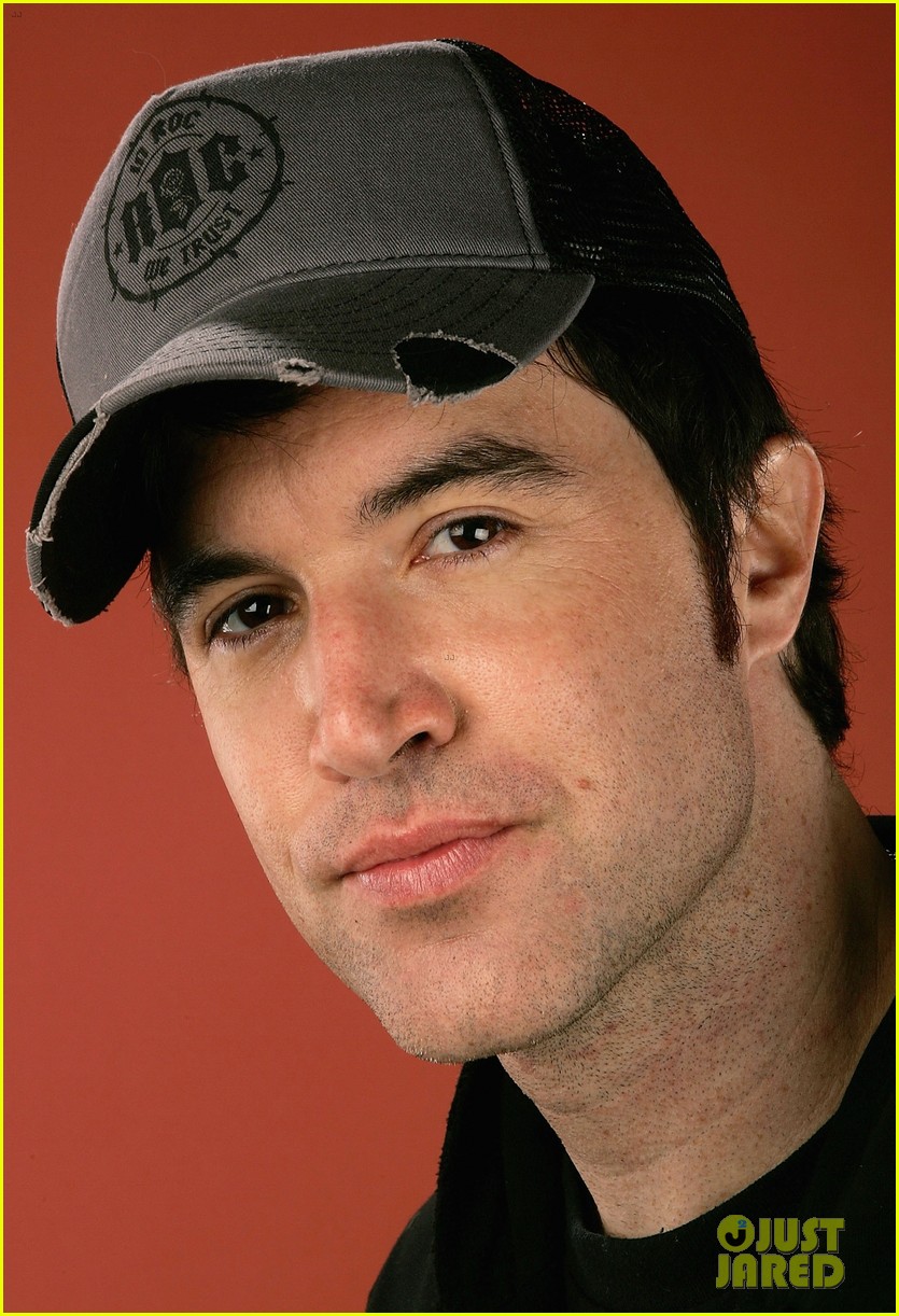 MySpace's Tom Anderson Reacts to Memes About Donald Trump Joining ...