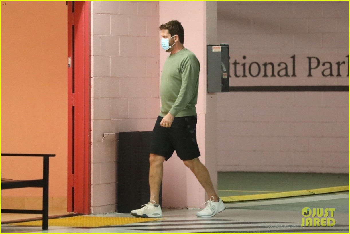 Gerard Butler Spotted at Medical Building in L.A., Plus He Revealed ...