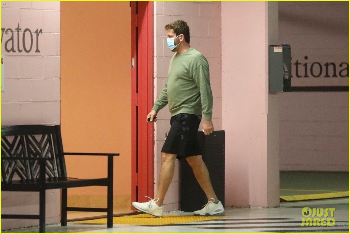 Gerard Butler Spotted at Medical Building in L.A., Plus He Revealed ...