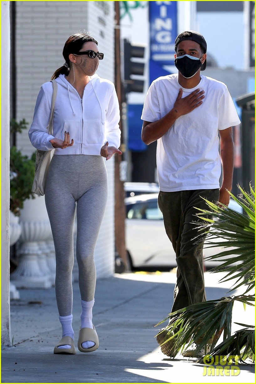 Kendall Jenner Grabs Juice With A Friend Just Before Sister Kim ...