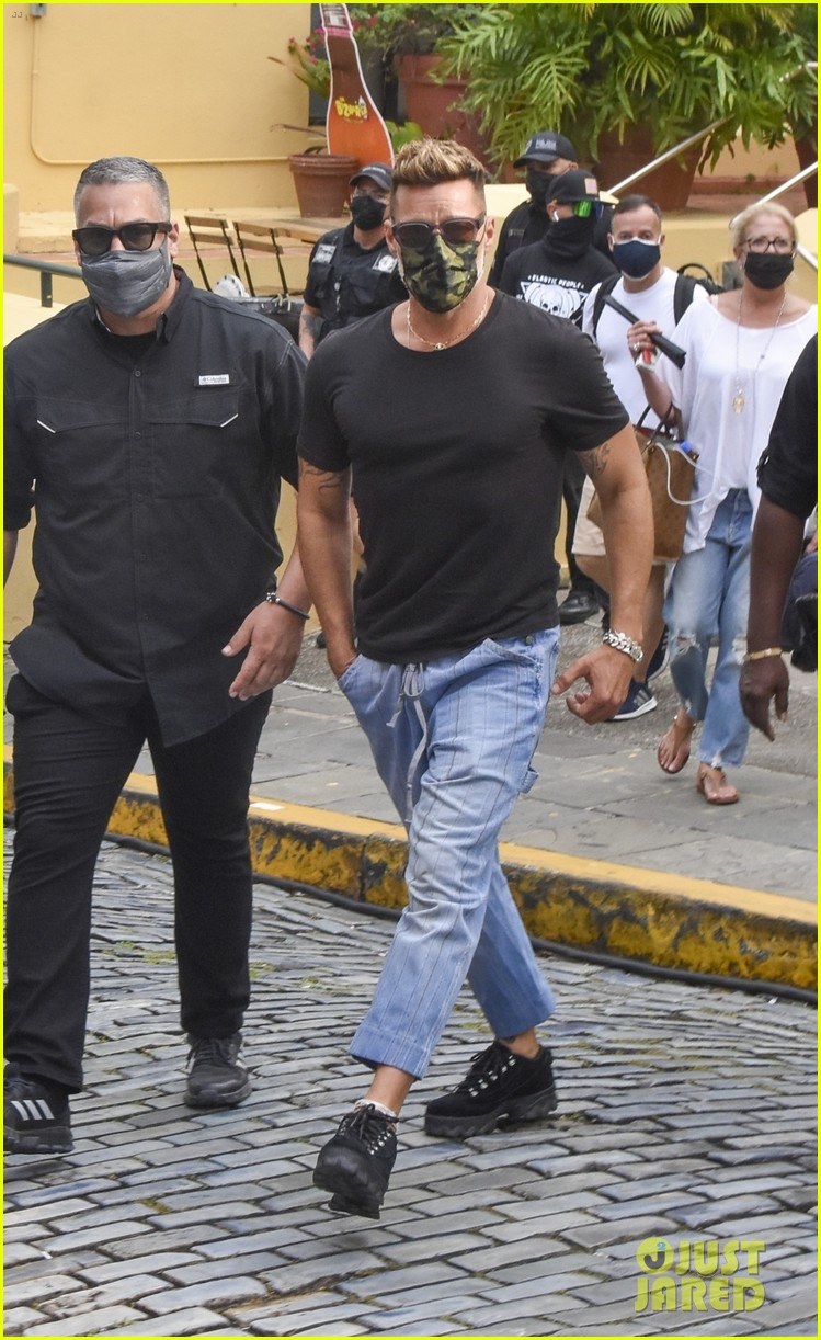 Ricky Martin Shows Off Bleached Beard While Filming New Music Video ...