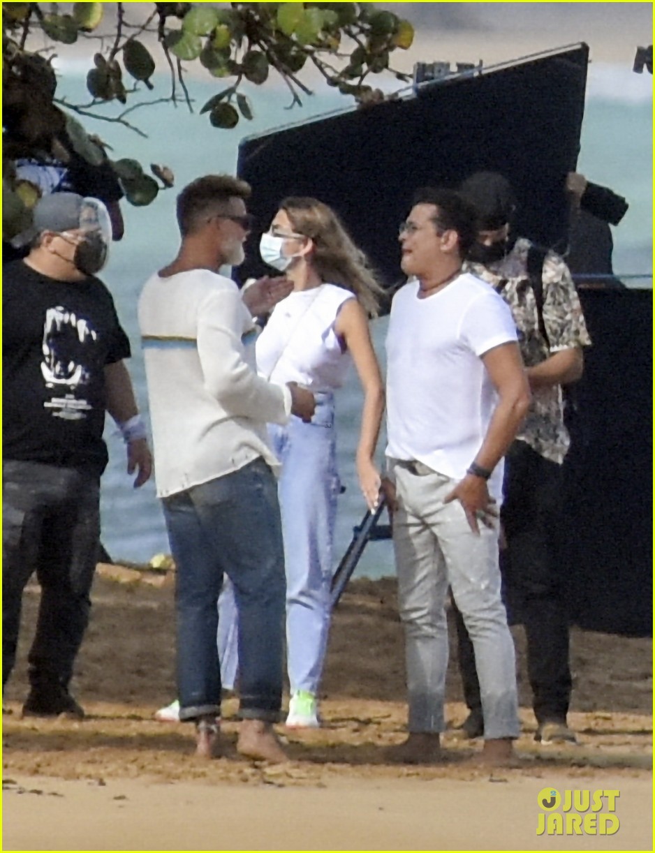 Ricky Martin Shows Off Bleached Beard While Filming New Music Video ...