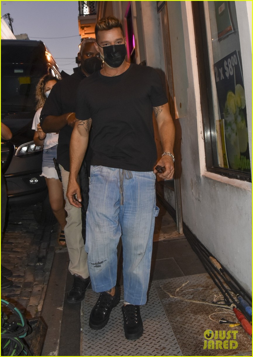 Ricky Martin Shows Off Bleached Beard While Filming New Music Video ...