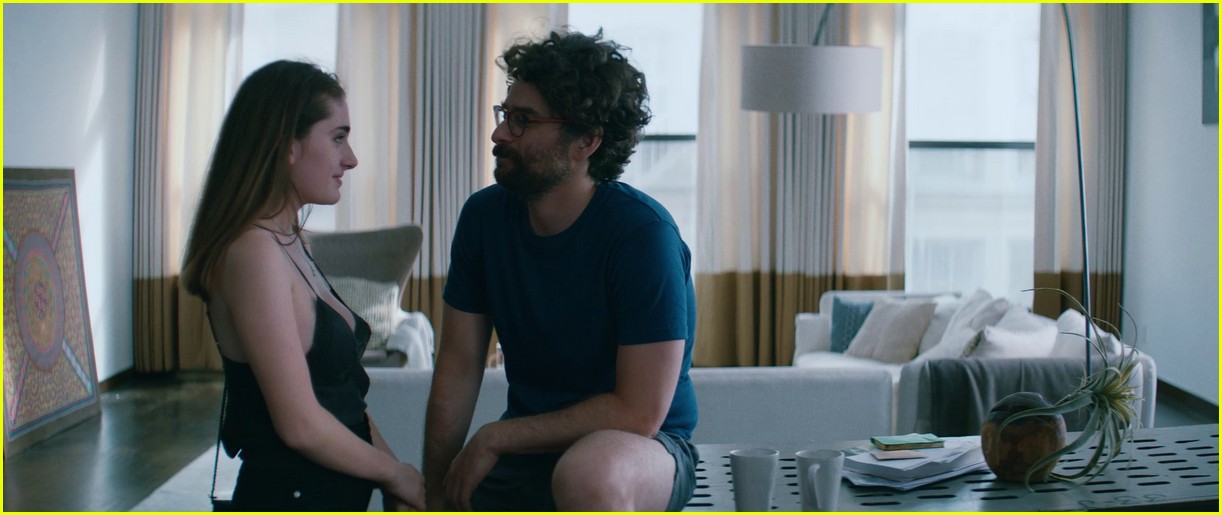 'Shiva Baby' Trailer Features Rachel Sennott as Woman Who Runs Into Her Sugar Daddy at a Shiva ...