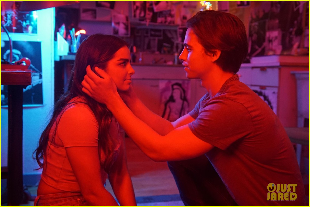 Netflix To Premiere 'He's All That' With Addison Rae Later This Year ...