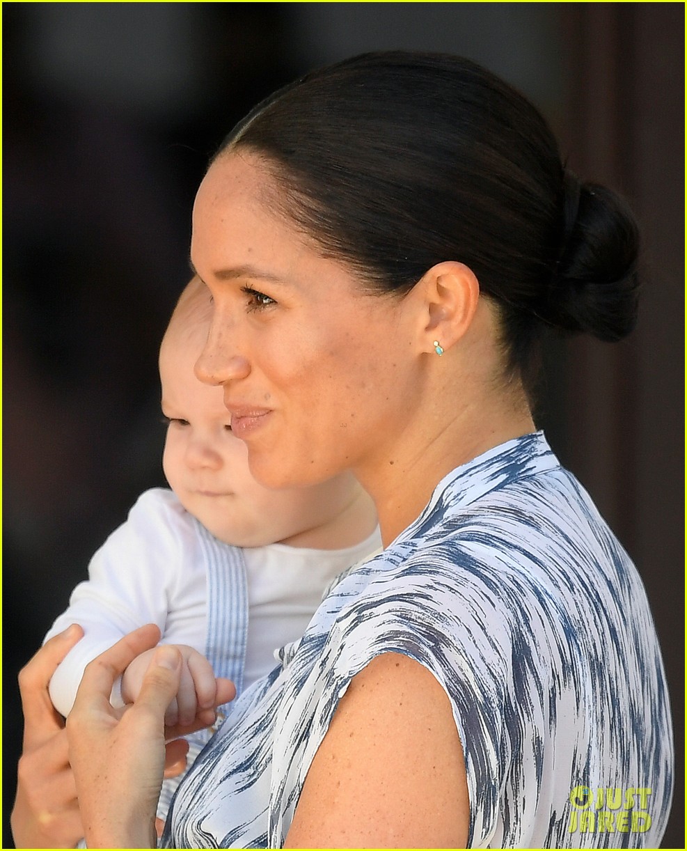 Meghan Markle & Prince Harry's Son Archie - Cute Family Photos!: Photo ...