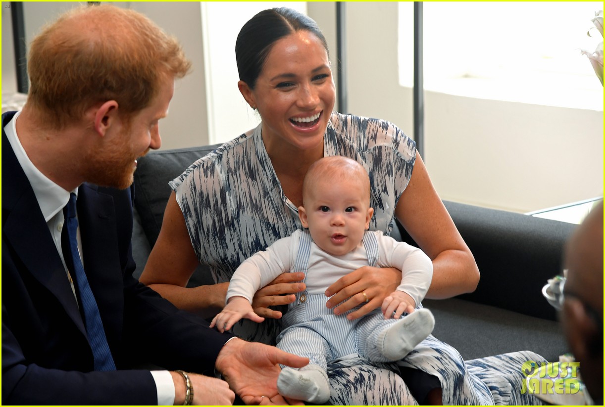 Meghan Markle & Prince Harry's Son Archie - Cute Family Photos!: Photo ...