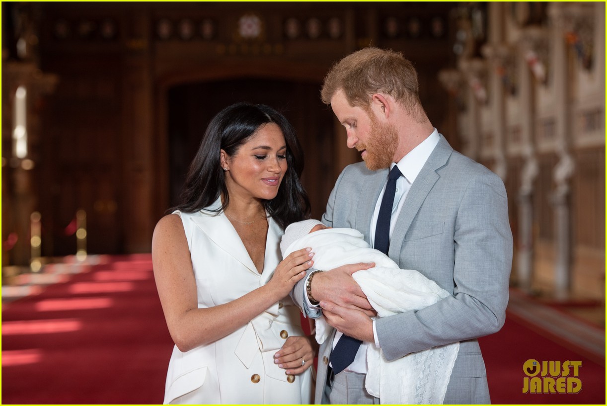 Meghan Markle & Prince Harry's Son Archie - Cute Family Photos!: Photo ...