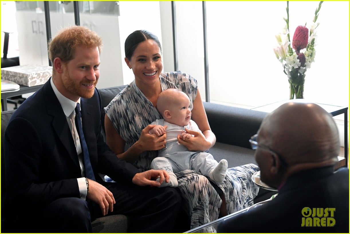 Meghan Markle & Prince Harry's Son Archie - Cute Family Photos!: Photo ...