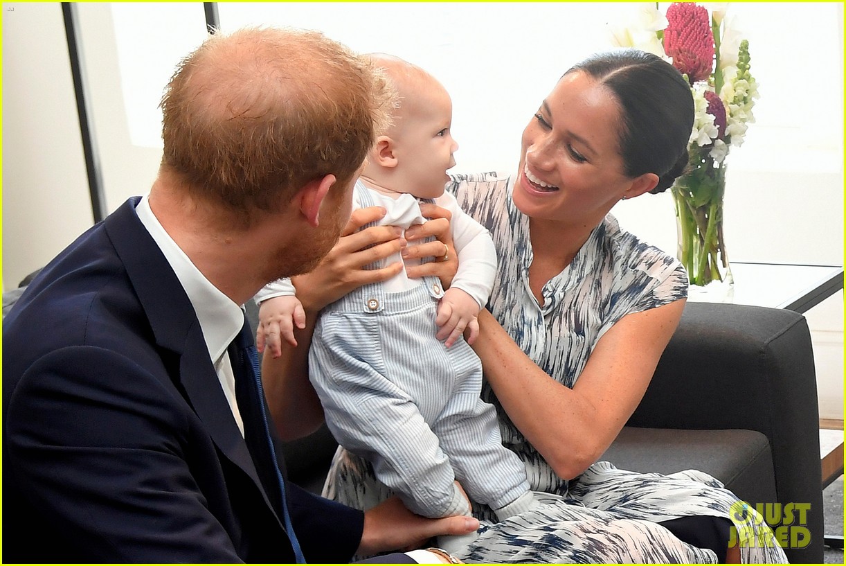 Meghan Markle & Prince Harry's Son Archie - Cute Family Photos!: Photo ...
