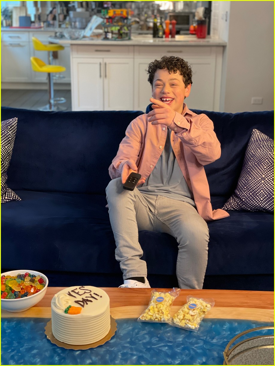 Jennifer Garner, Edgar Ramirez, & 'Yes Day' Cast Rolled Out the Red ...