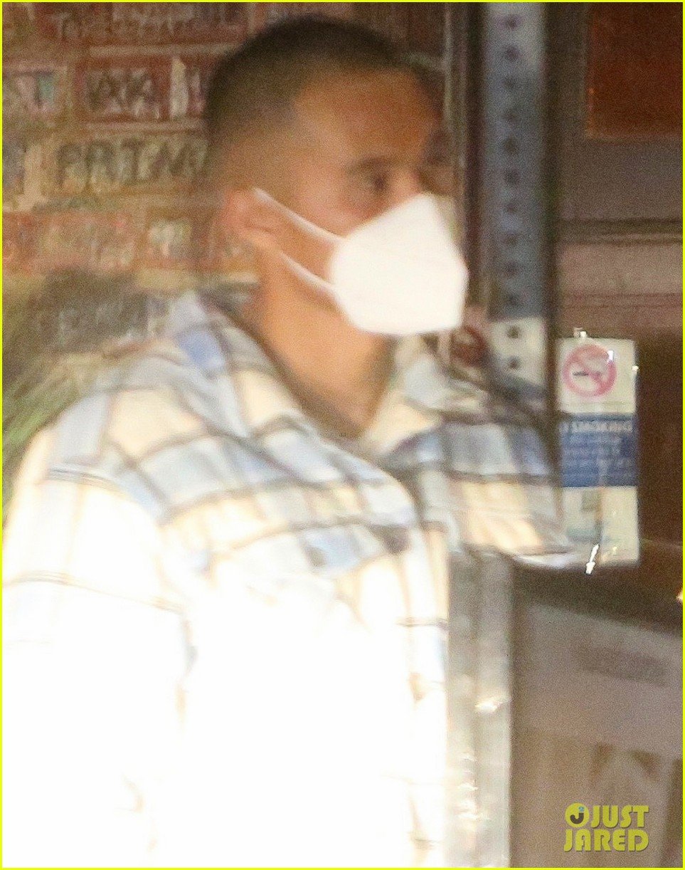 Jessie J & Boyfriend Max Pham Nguyen Couple Up for Rare Date Night ...