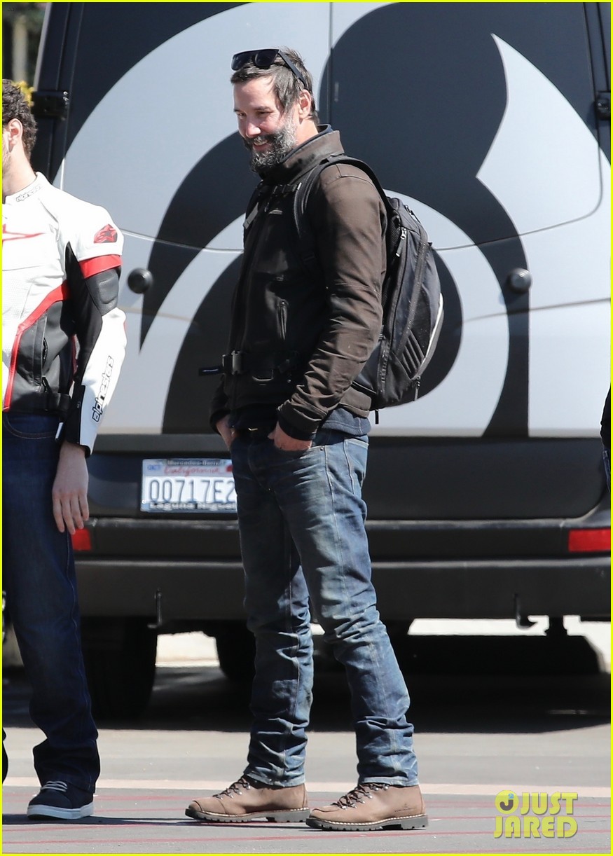 Keanu Reeves Recalls An Awesome Motorcycle Ride While Hanging With ...