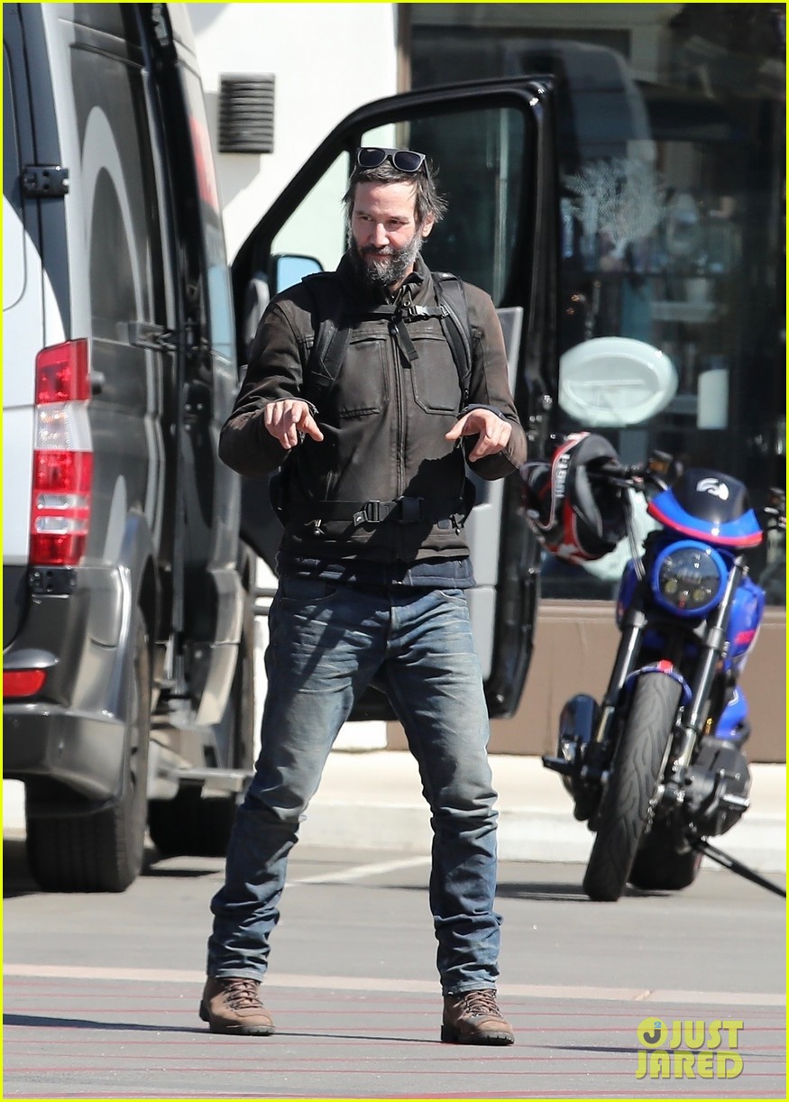 Keanu Reeves Recalls An Awesome Motorcycle Ride While Hanging With ...