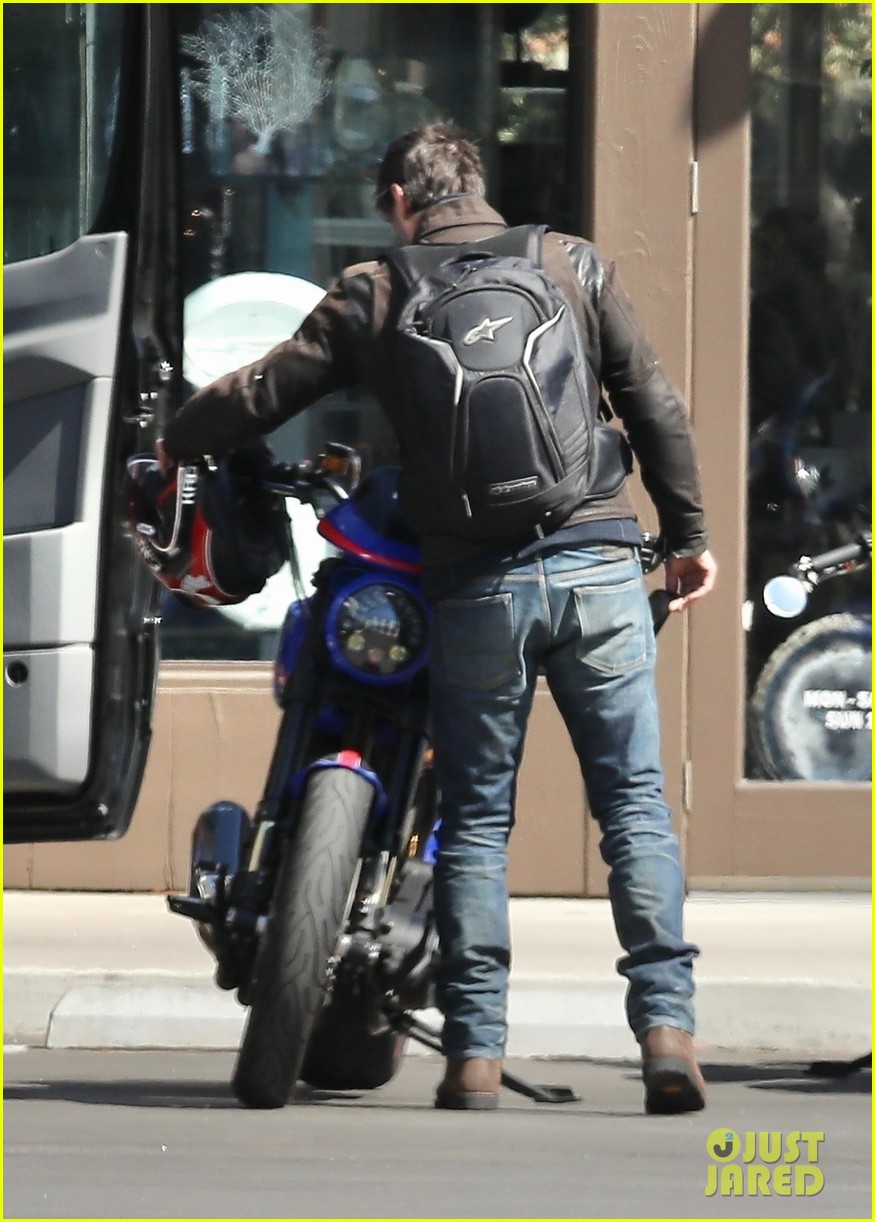 Photo: keanu reeves epic motorcycle story malibu 19 | Photo 4531380 ...
