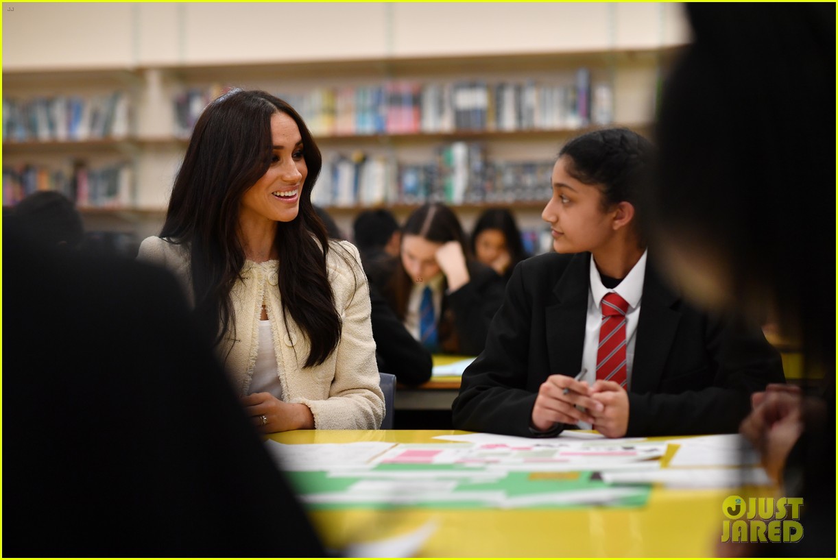 Meghan Markle Writes Letter To UK School She Visited During One Of Her ...